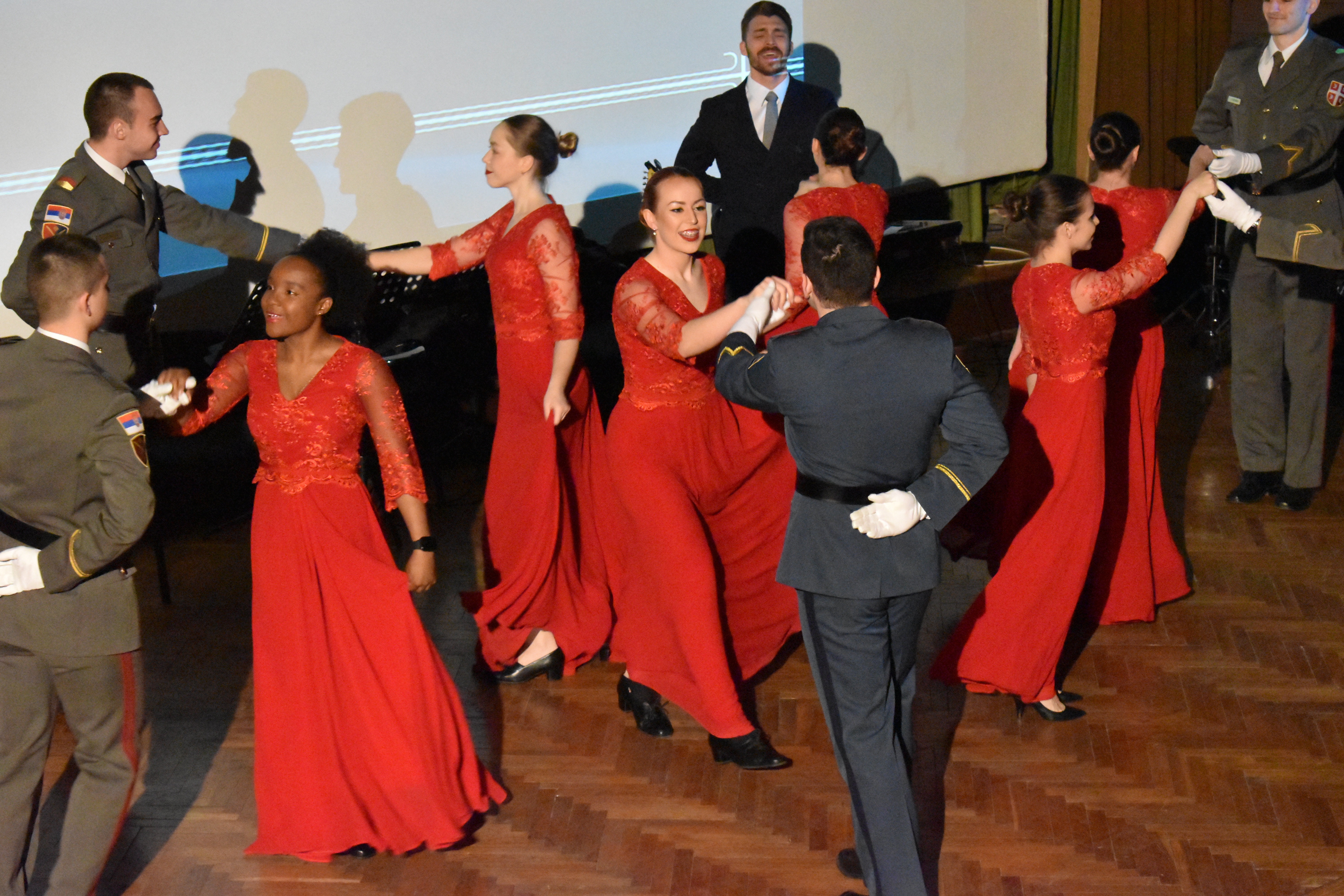 Концерт кадета Војне академије и Уметничког ансамбла Министарства ...